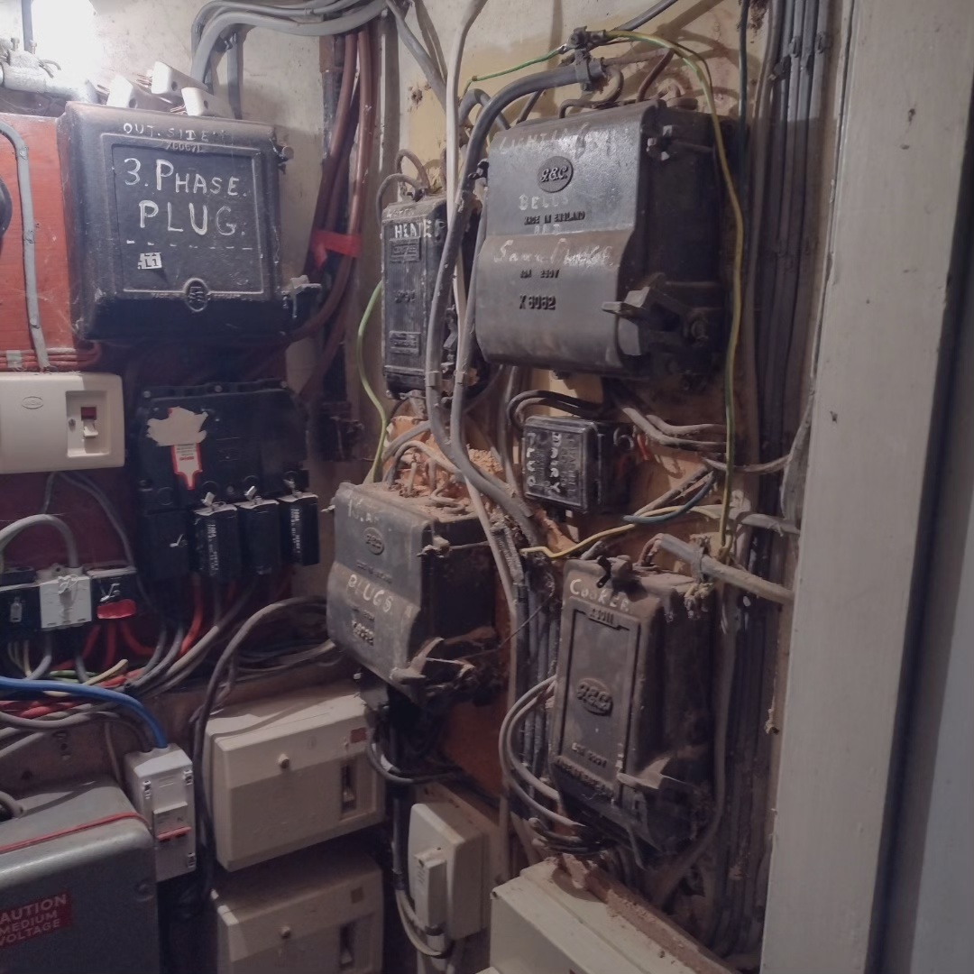 Emergency Call Out – Appleby Electrical